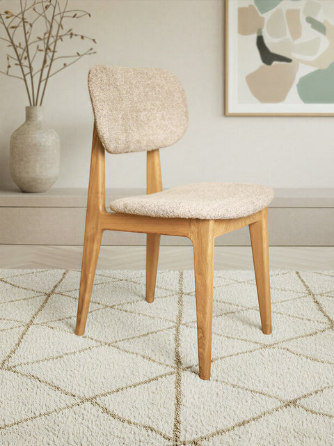 Dining chair of solid wood oak natural boucle Mevis – Avaredo